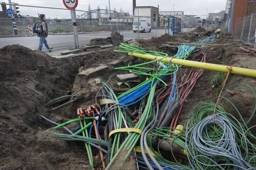 Aantal schades aan kabels en leidingen neemt toe - Kabel en Leiding Overleg